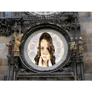 Your Picture On A Circular Statue Photo Effect