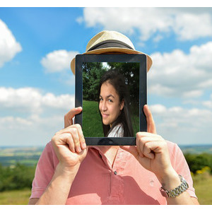 Your picture on the front face of the Tablet